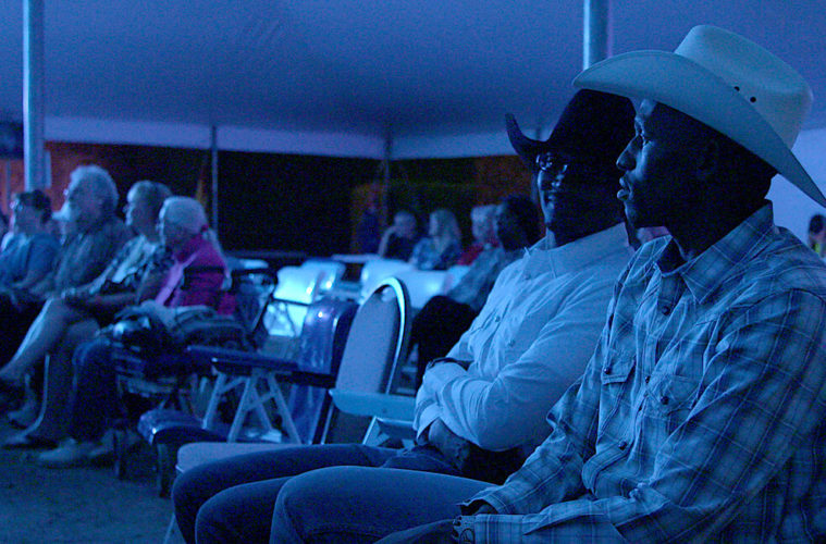 Dusty & Stones - The Film Stage