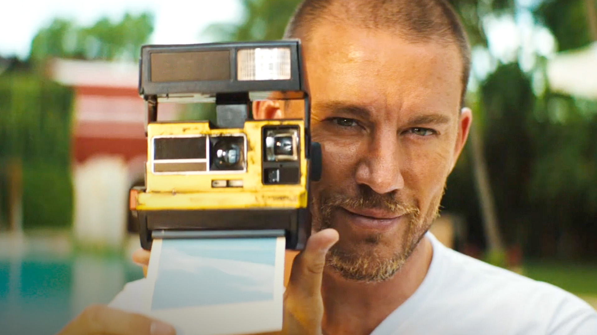 Blink Twice Review: Zoë Kravitz’s Derivative Debut Can’t Escape the ...